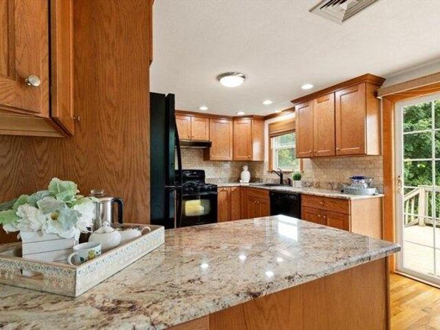house with 4 bedroom, Peabody MA ES104445007
