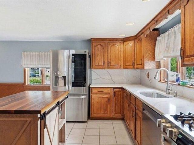house with 4 bedroom, Peabody MA ES103496959