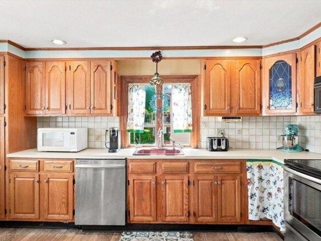 house with 4 bedroom, Peabody MA ES103493817