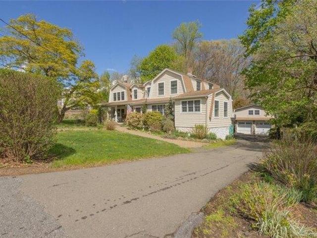 house with 4 bedroom, Pearl River NY DLS101780687
