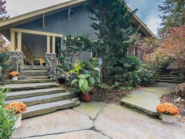 house with 4 bedroom, Pelham MA ES103807601
