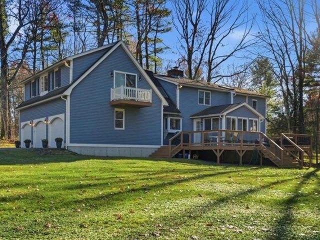 house with 4 bedroom, Pelham NH DS102028582