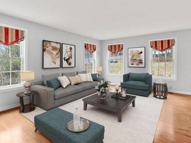 house with 4 bedroom, Pelham NH DS102345554