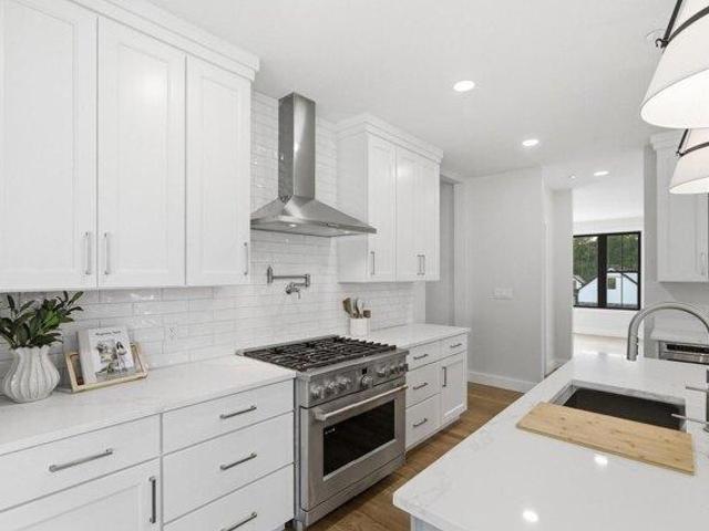 house with 4 bedroom, Pelham NH DS104237279