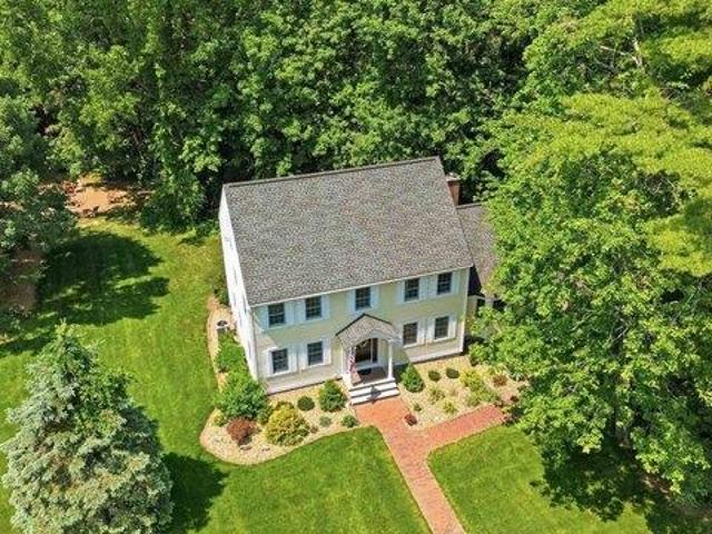 house with 4 bedroom, Pelham NH DS104299157