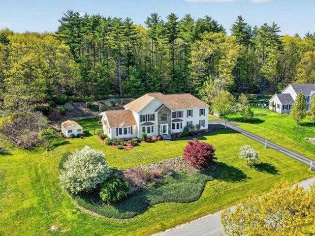 house with 4 bedroom, Pelham NH ES103187164