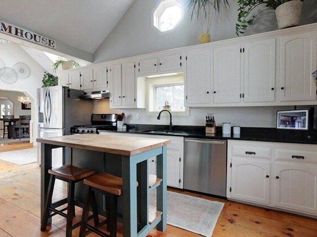 house with 4 bedroom, Pepperell MA ES102922708