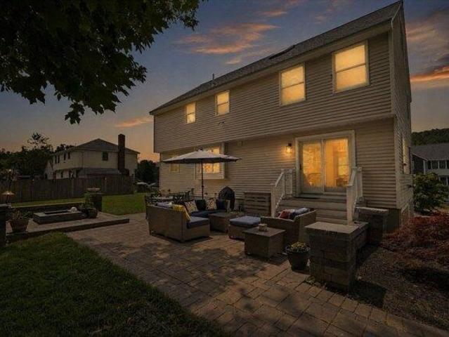 house with 4 bedroom, Pepperell MA ES104606963