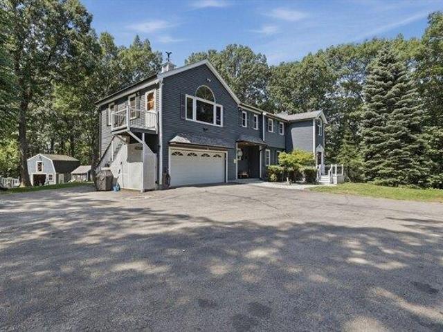 house with 4 bedroom, Pepperell MA ES105400217