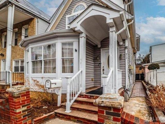 house with 4 bedroom, Perth Amboy NJ DLS101749366