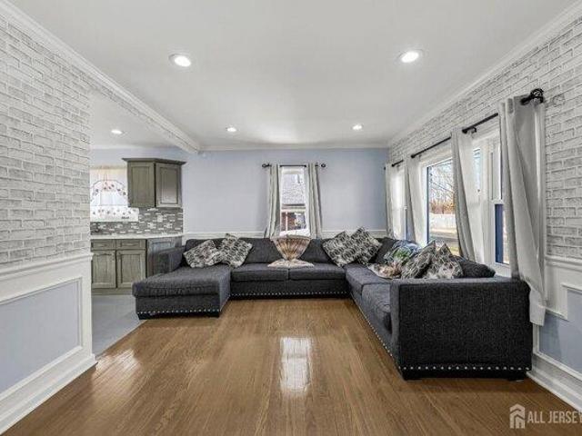 house with 4 bedroom, Perth Amboy NJ DLS101780888