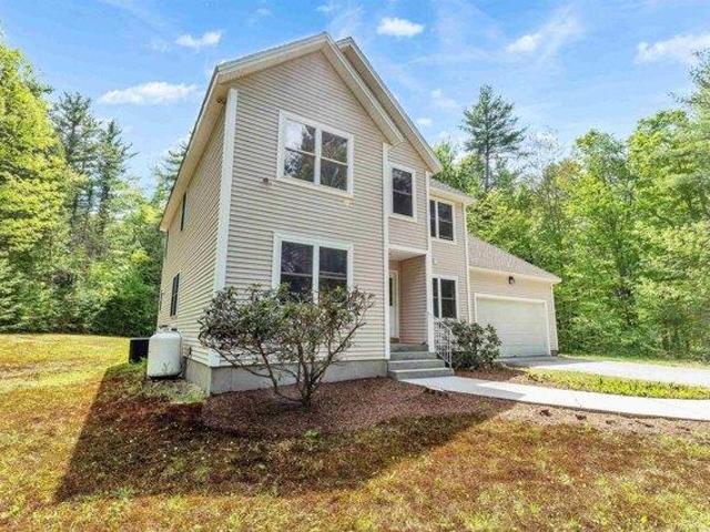 house with 4 bedroom, Peterborough NH ES104151209
