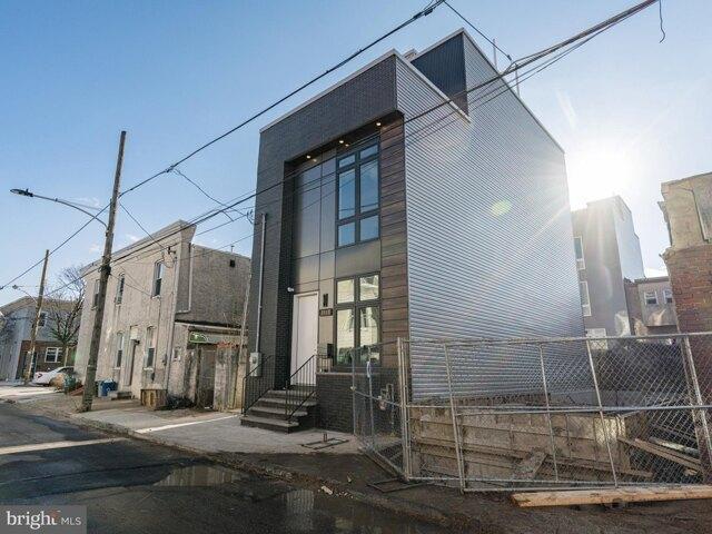 house with 4 bedroom, Philadelphia PA DS88291907