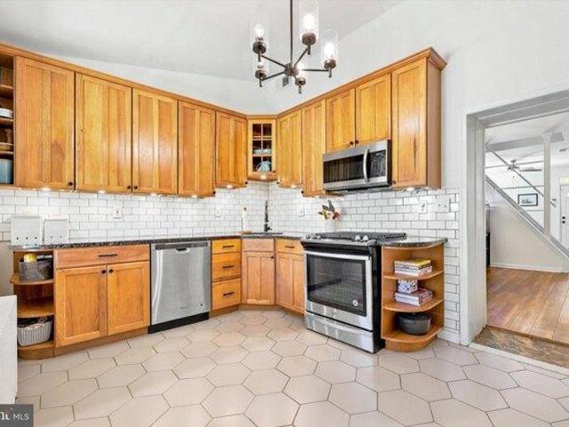 house with 4 bedroom, Philadelphia PA ES103601418