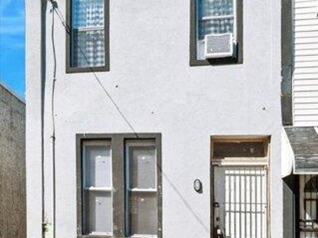 house with 4 bedroom, Philadelphia PA ES104907000