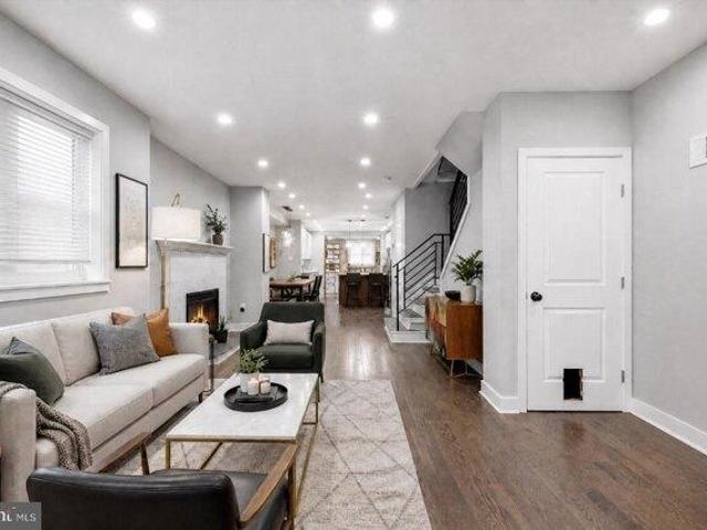 house with 4 bedroom, Philadelphia PA ES104907105