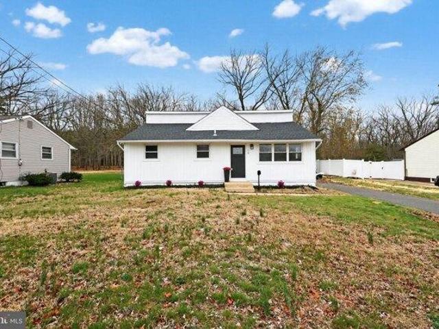 house with 4 bedroom, Pine Hill NJ DS102724606