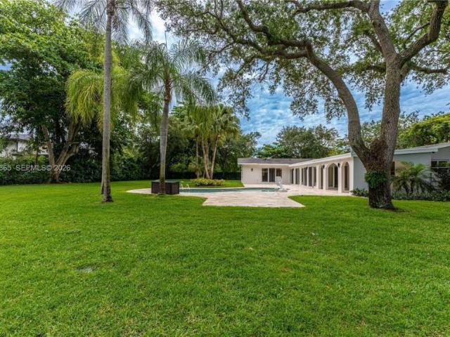 house with 4 bedroom, Pinecrest FL FL DS102395145