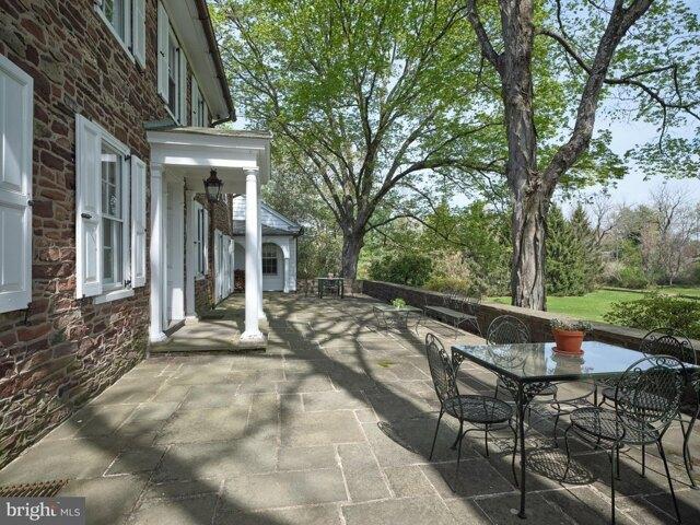 house with 4 bedroom, Pipersville PA ES104905773