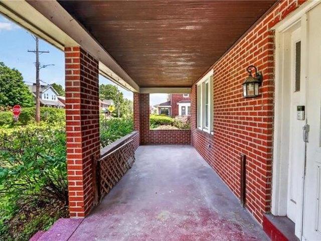 house with 4 bedroom, Pittsburgh PA ES104904349