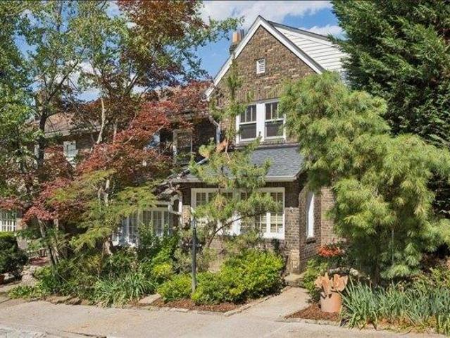 house with 4 bedroom, Pittsburgh PA ES104907075