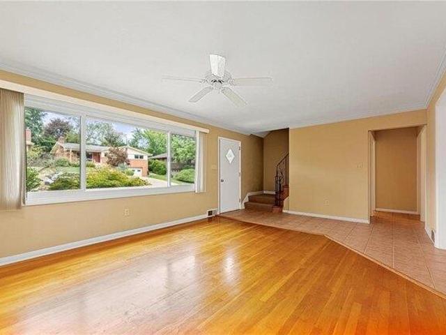 house with 4 bedroom, Pittsburgh PA ES104900891
