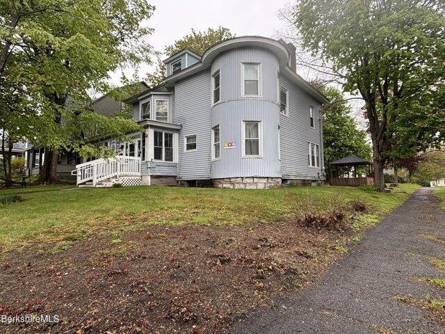 house with 4 bedroom, Pittsfield MA DLS102318338