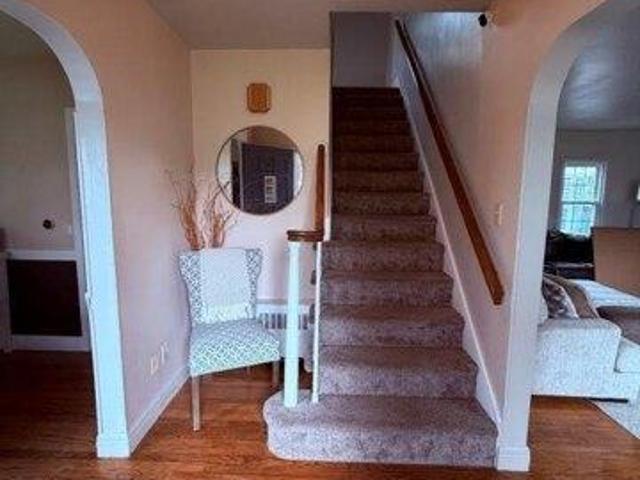house with 4 bedroom, Pittsfield MA DLS102583485