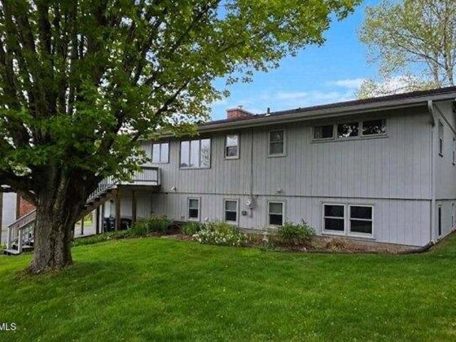 house with 4 bedroom, Pittsfield MA DLS102959447