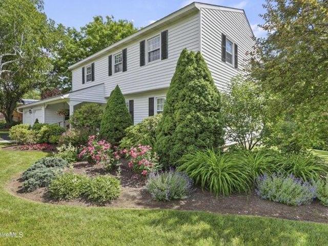 house with 4 bedroom, Pittsfield MA DS104075268