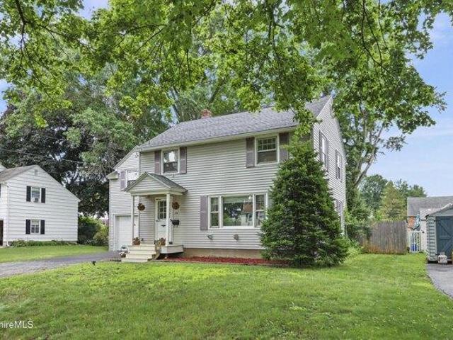 house with 4 bedroom, Pittsfield MA DS104235294