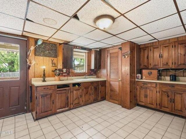 house with 4 bedroom, Pittsfield MA DS103662513