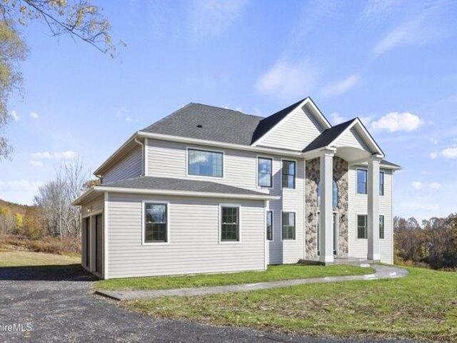 house with 4 bedroom, Pittsfield MA DS103809842