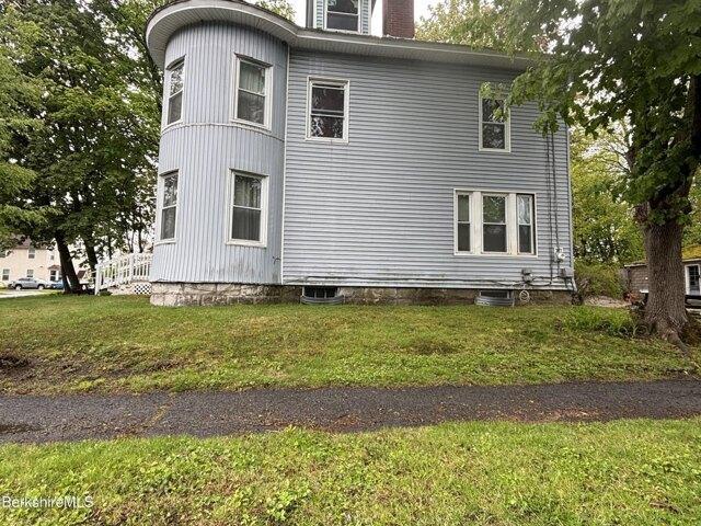 house with 4 bedroom, Pittsfield MA ES104266493
