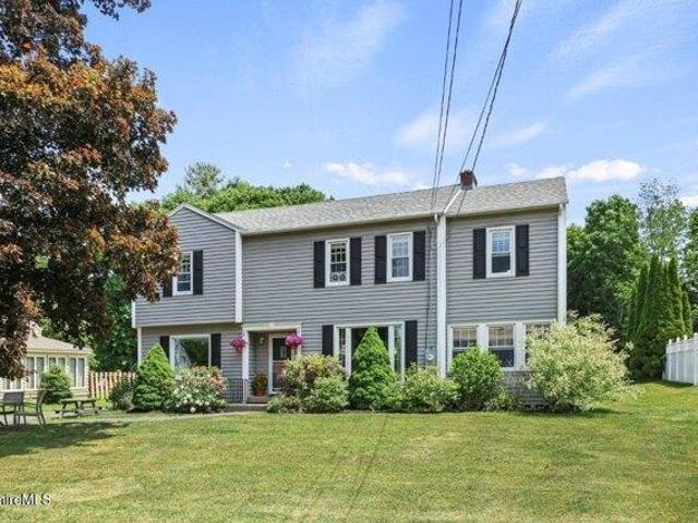 house with 4 bedroom, Pittsfield MA ES104789013