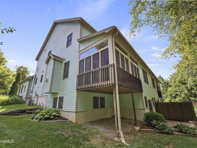 house with 4 bedroom, Pittsfield MA ES104994872