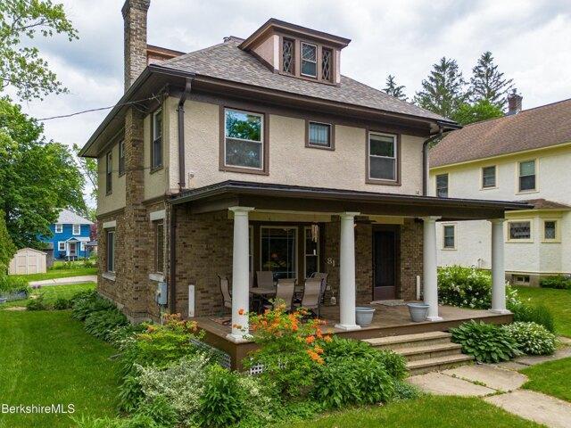house with 4 bedroom, Pittsfield MA ES105059688