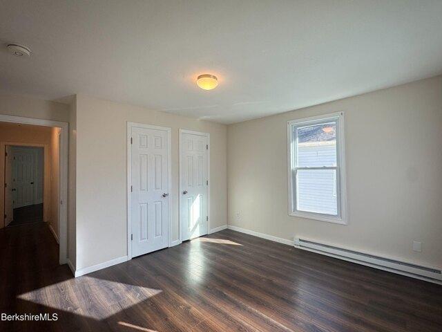 house with 4 bedroom, Pittsfield MA ES102825571