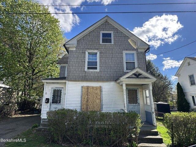 house with 4 bedroom, Pittsfield MA ES102959564