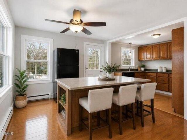 house with 4 bedroom, Pittsfield MA ES103436719