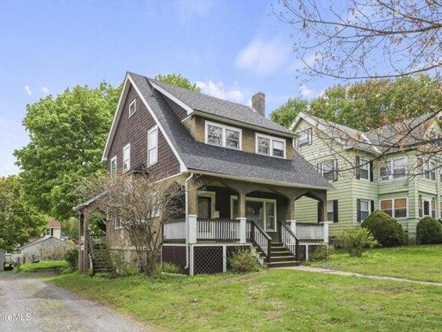house with 4 bedroom, Pittsfield MA ES103709666