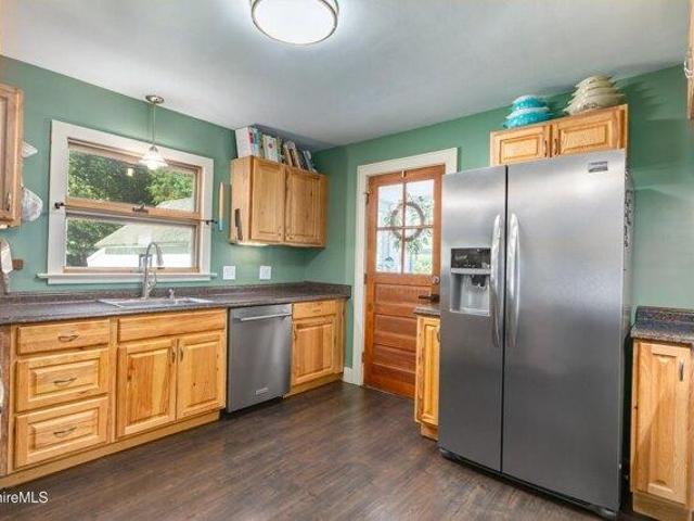 house with 4 bedroom, Pittsfield MA ES103774379