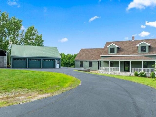 house with 4 bedroom, Pittsfield NH DS104042499