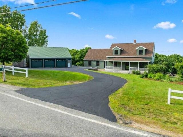 house with 4 bedroom, Pittsfield NH ES103886491