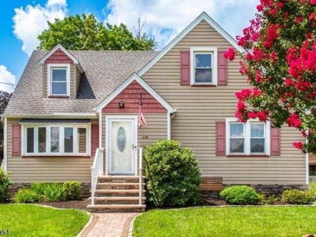 house with 4 bedroom, Pompton Lakes NJ ES105123339