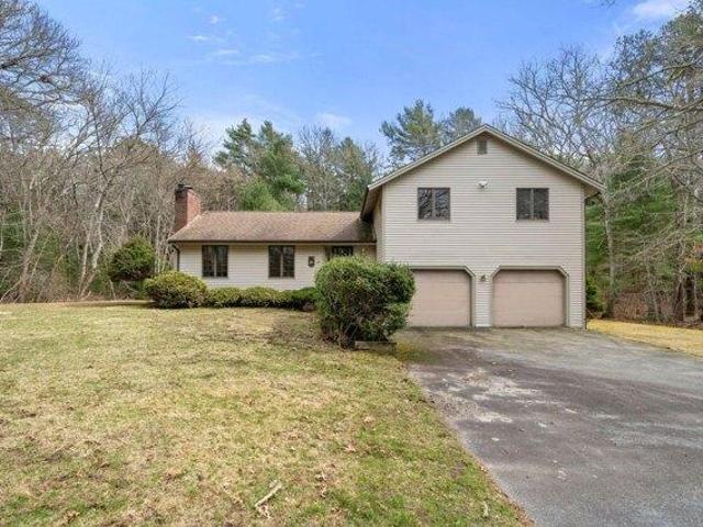 house with 4 bedroom, Pocasset MA DLS102064083