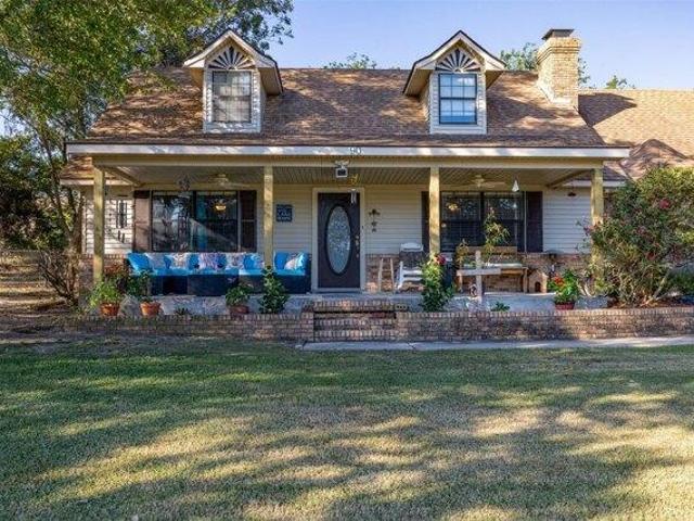 house with 4 bedroom, Pointblank TX DS88419690