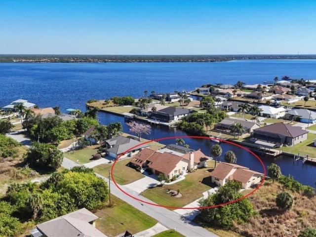 house with 4 bedroom, Port Charlotte FL DS102659510