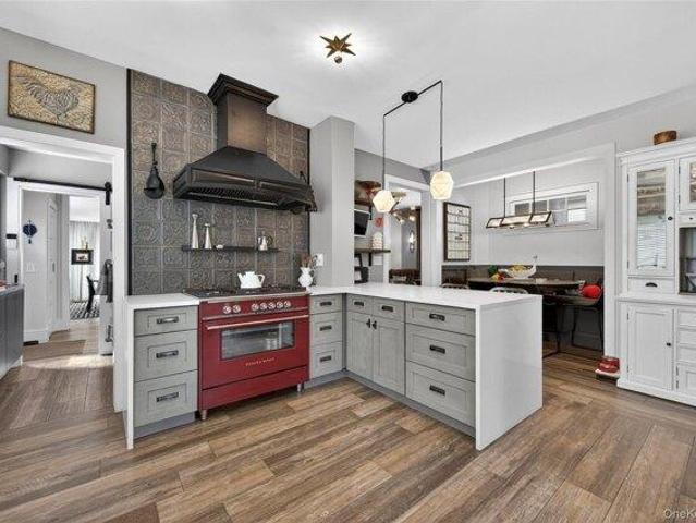 house with 4 bedroom, Port Washington NY DS101781691