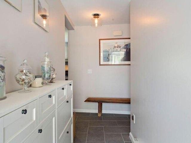 house with 4 bedroom, Portland ME ES103075177